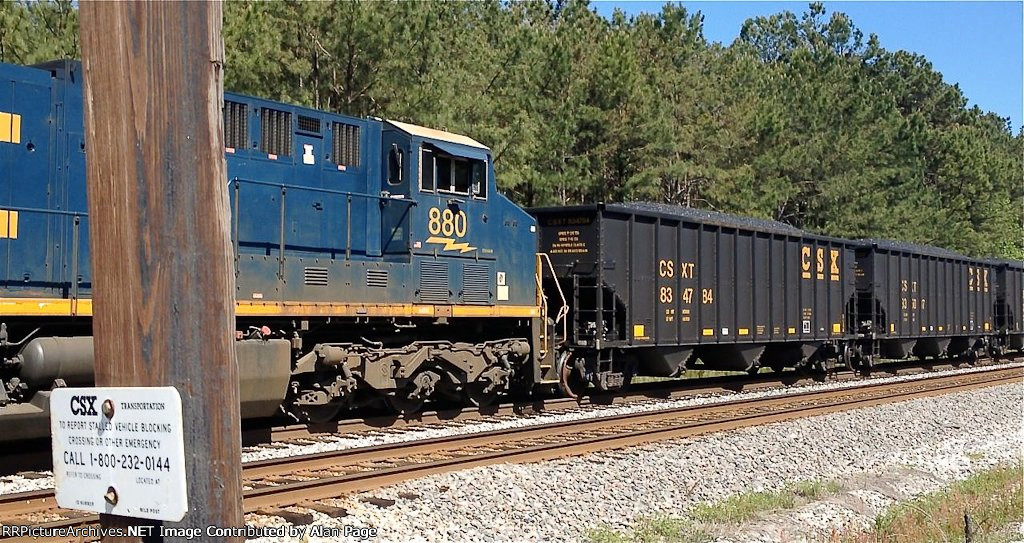 CSX ES44AC-H 880